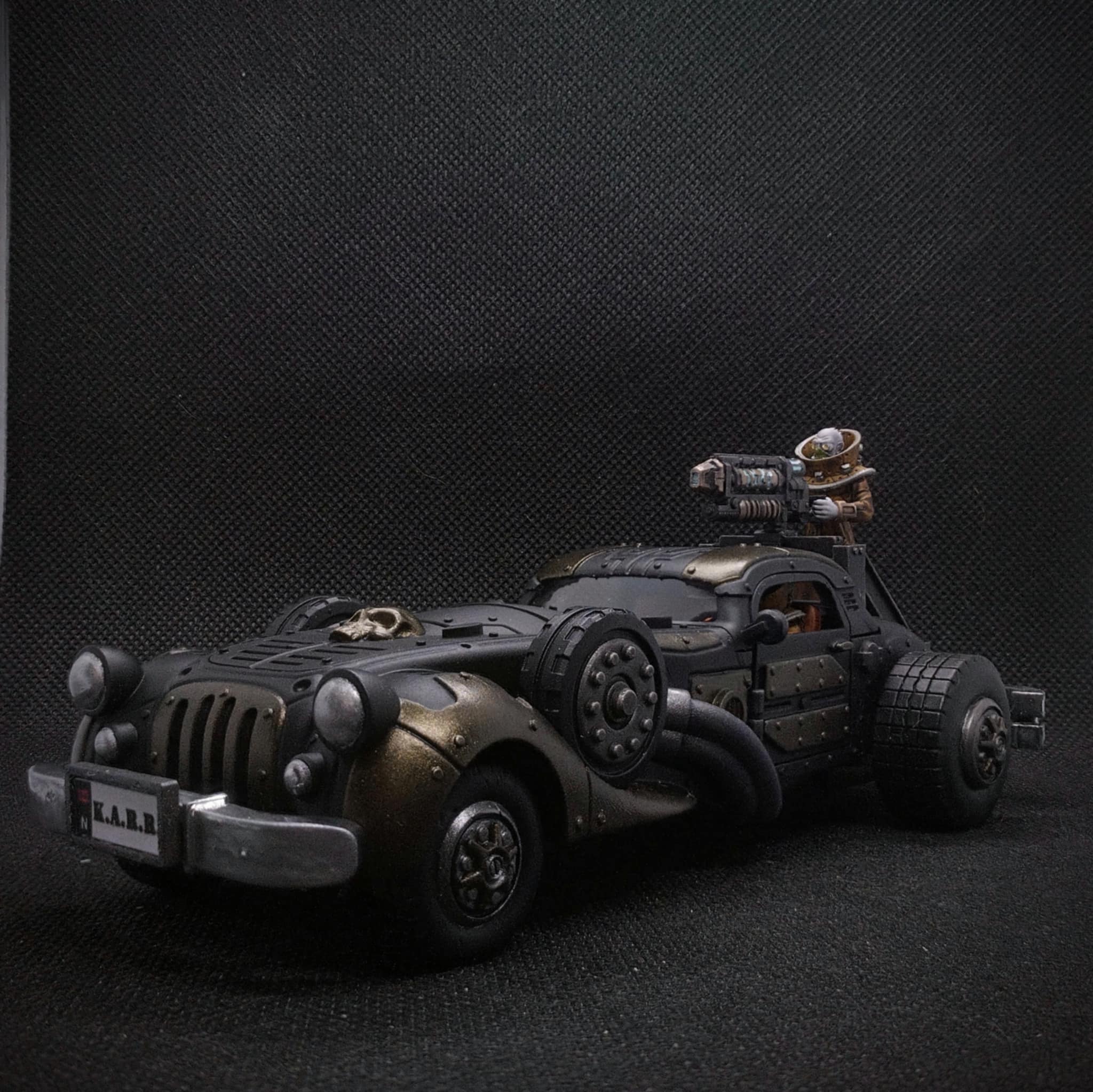 3D Printable Classic Race Car - Angelika w/ Silent Spectres by Print Minis