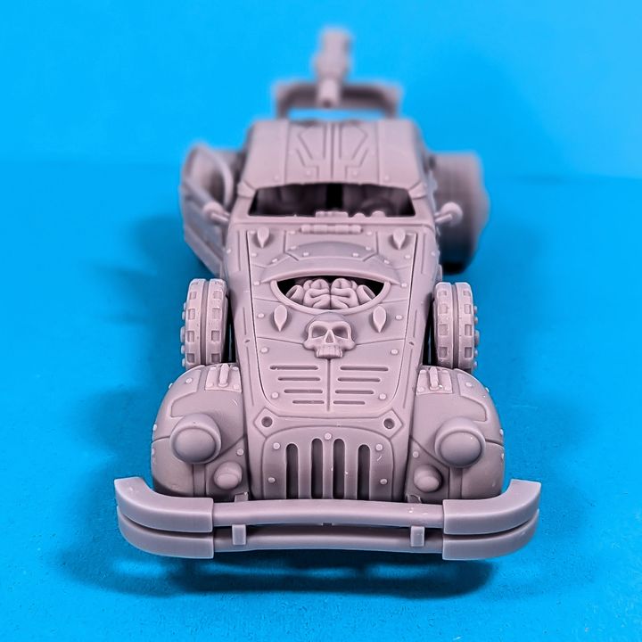 3D Printable Classic Race Car - Angelika w/ Silent Spectres by Print Minis