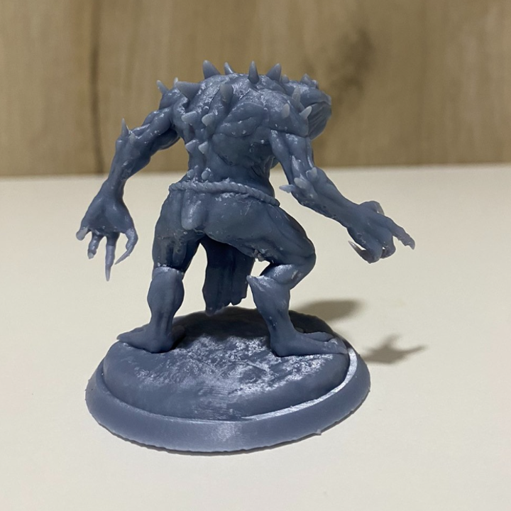 3D Printable Slaad Dnd miniature, 2 inch base pre-supported by Vulcan ...