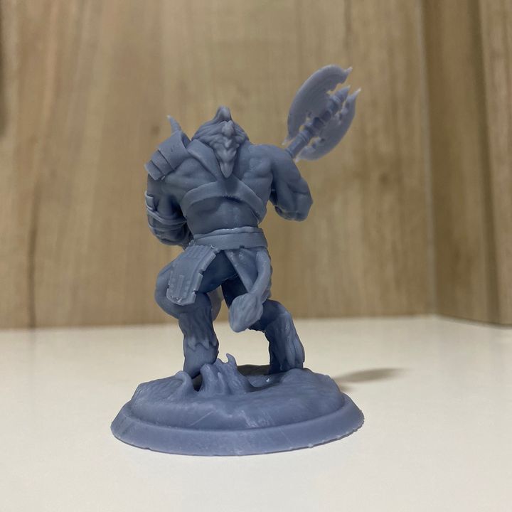 3D Printable Minotaur gladiators - dnd miniatures, two variations ...