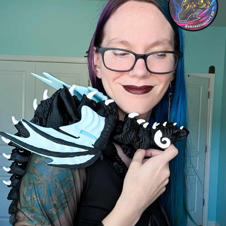 3D Printable Dragon Shoulder Puppet by Kirsten M