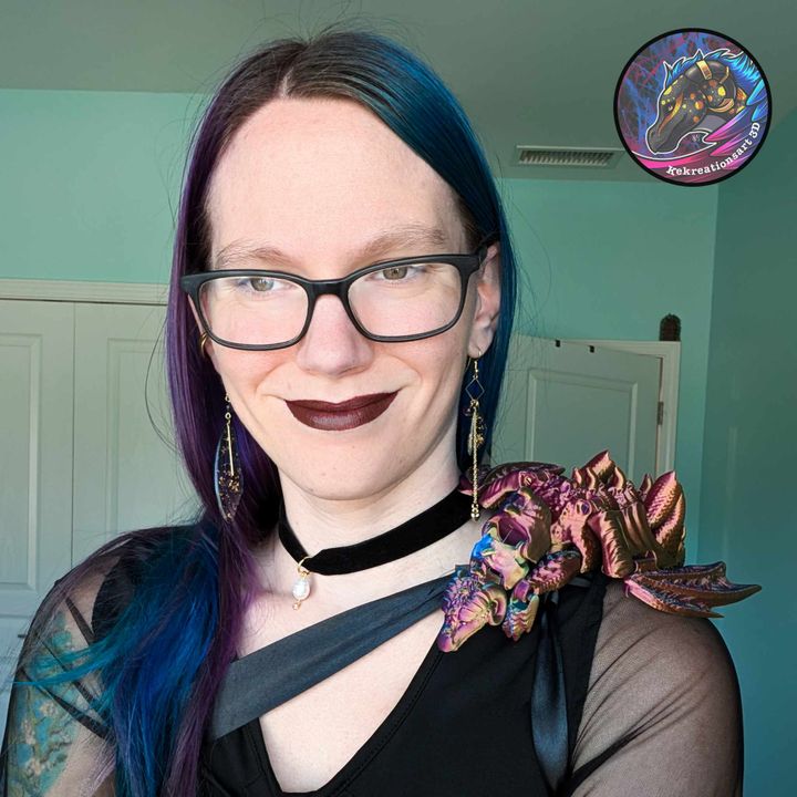 3D Printable Dragon Shoulder Puppet by Kirsten M