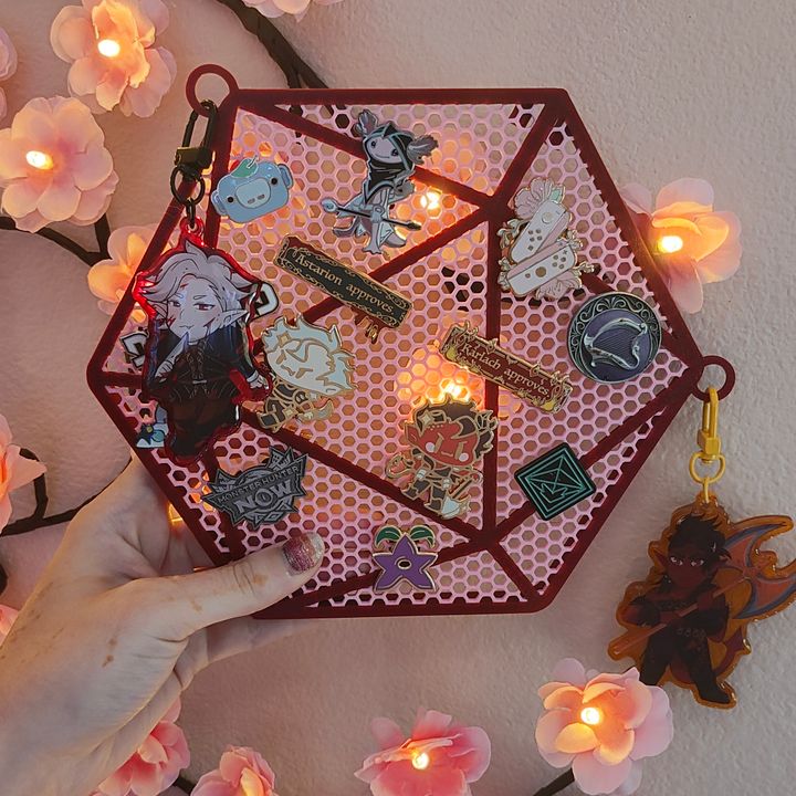 3D Printable d20 Pinboard - D&D Enamel Pin Display Board by Kelcy Knapp