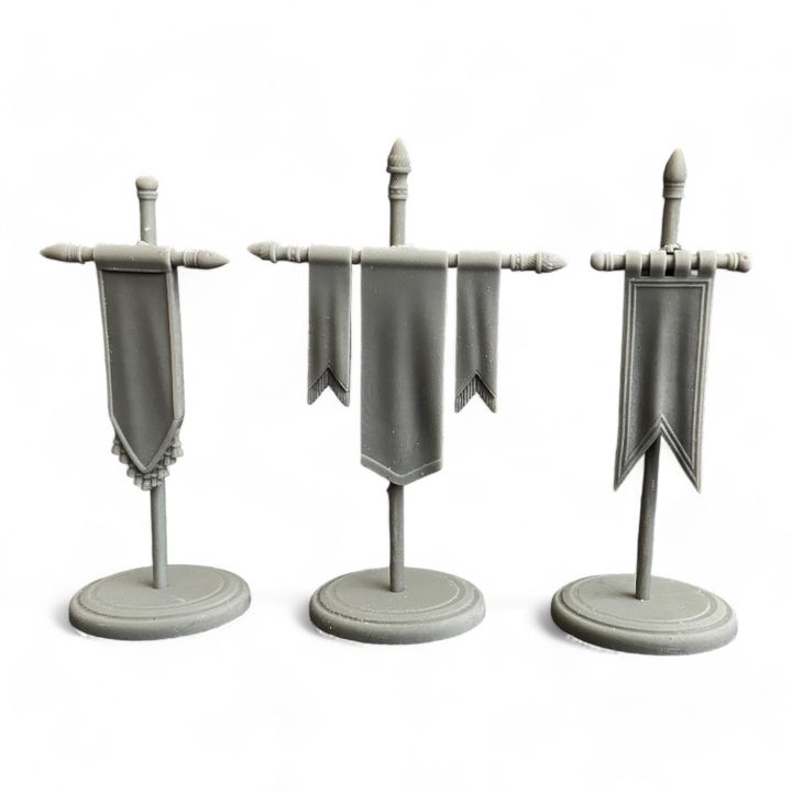 3D Printable Castle Banners v.2 by Tiny Furniture