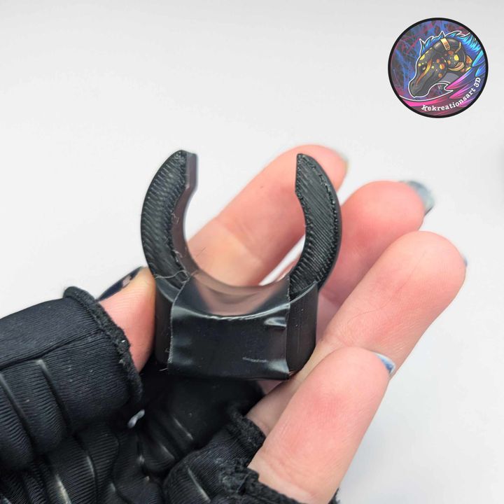3D Printable Hands-Free Magnetic Cane Clip by Kirsten M