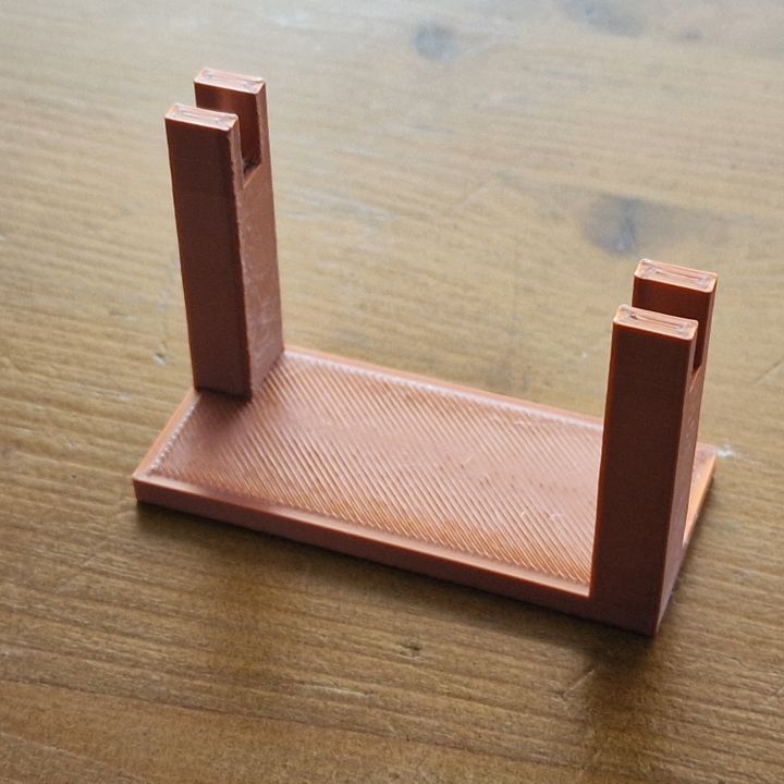 3D Printable Sensu (japanse hand fan) stand by Kevin de Bie (Kevinsky86)