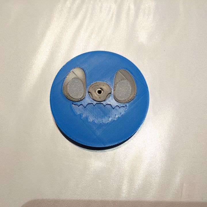 3D Printable Blue alien magnetic hanger by Tabula-Rasa-Gaming