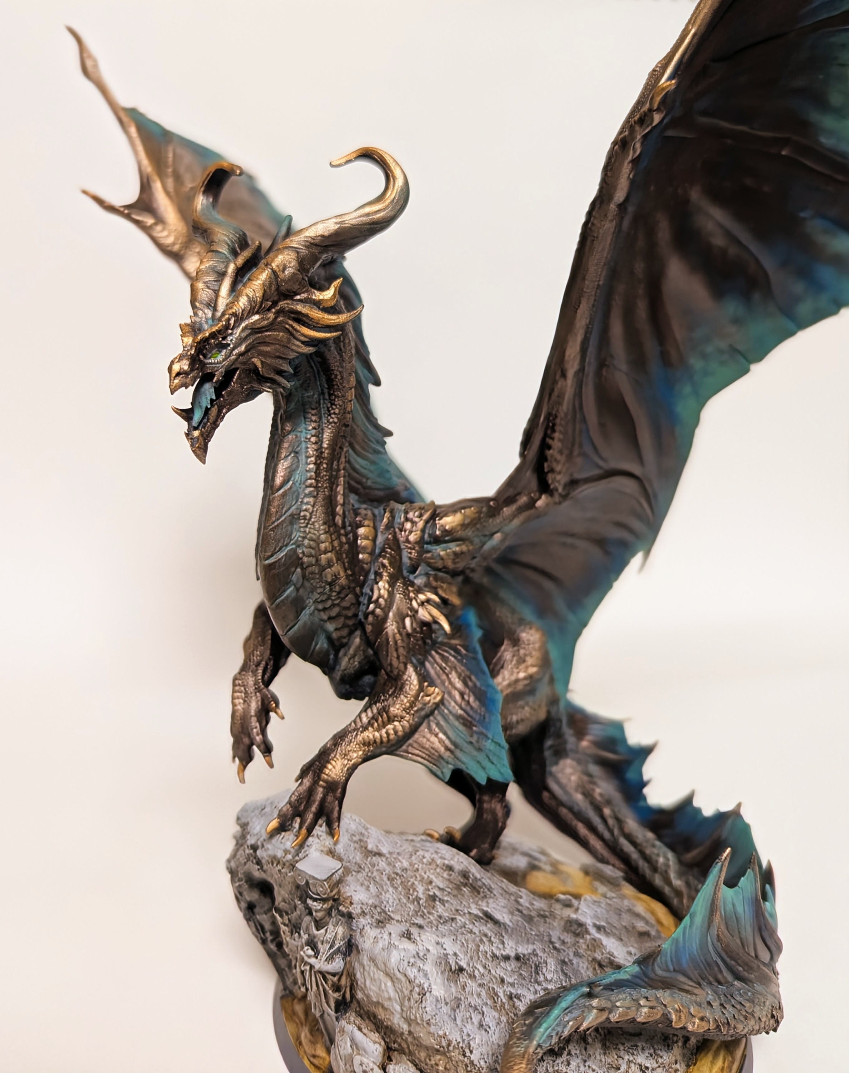 3D Printable Legendary Metallic Bronze Dragon Stand Door by Rescale ...