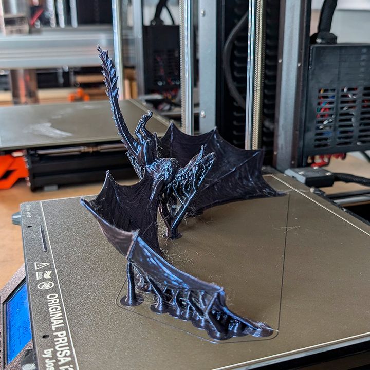 3D Printable Flying Dragon Book Nook by 3Demon