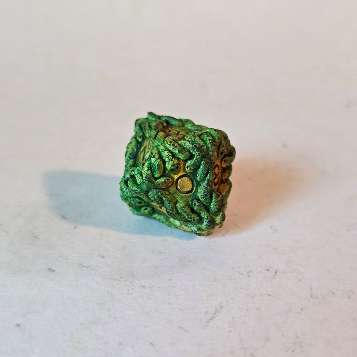 3D Printable Snake Dice DnD Set by Zephrens 3D Productions (Dice)