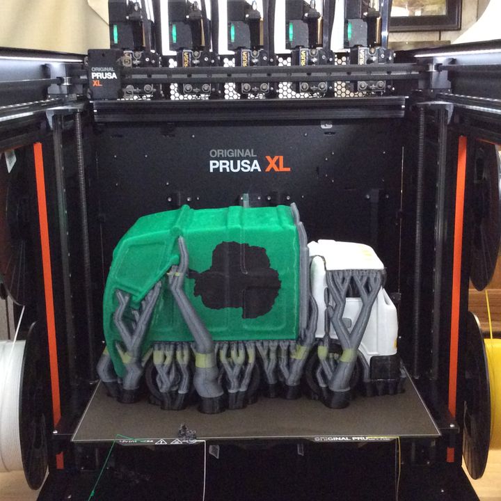 3D Printable Trash Truck by Star Labs 3D, LLC