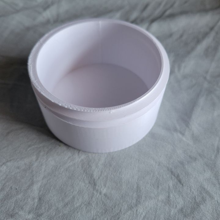 3D Printable Simple Jar by Nicholas Diaz