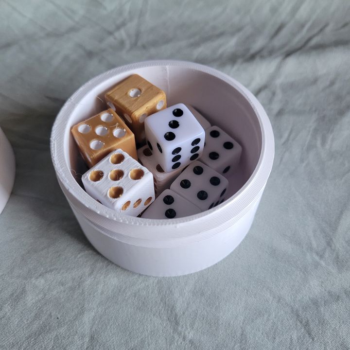 3D Printable Simple Jar by Nicholas Diaz