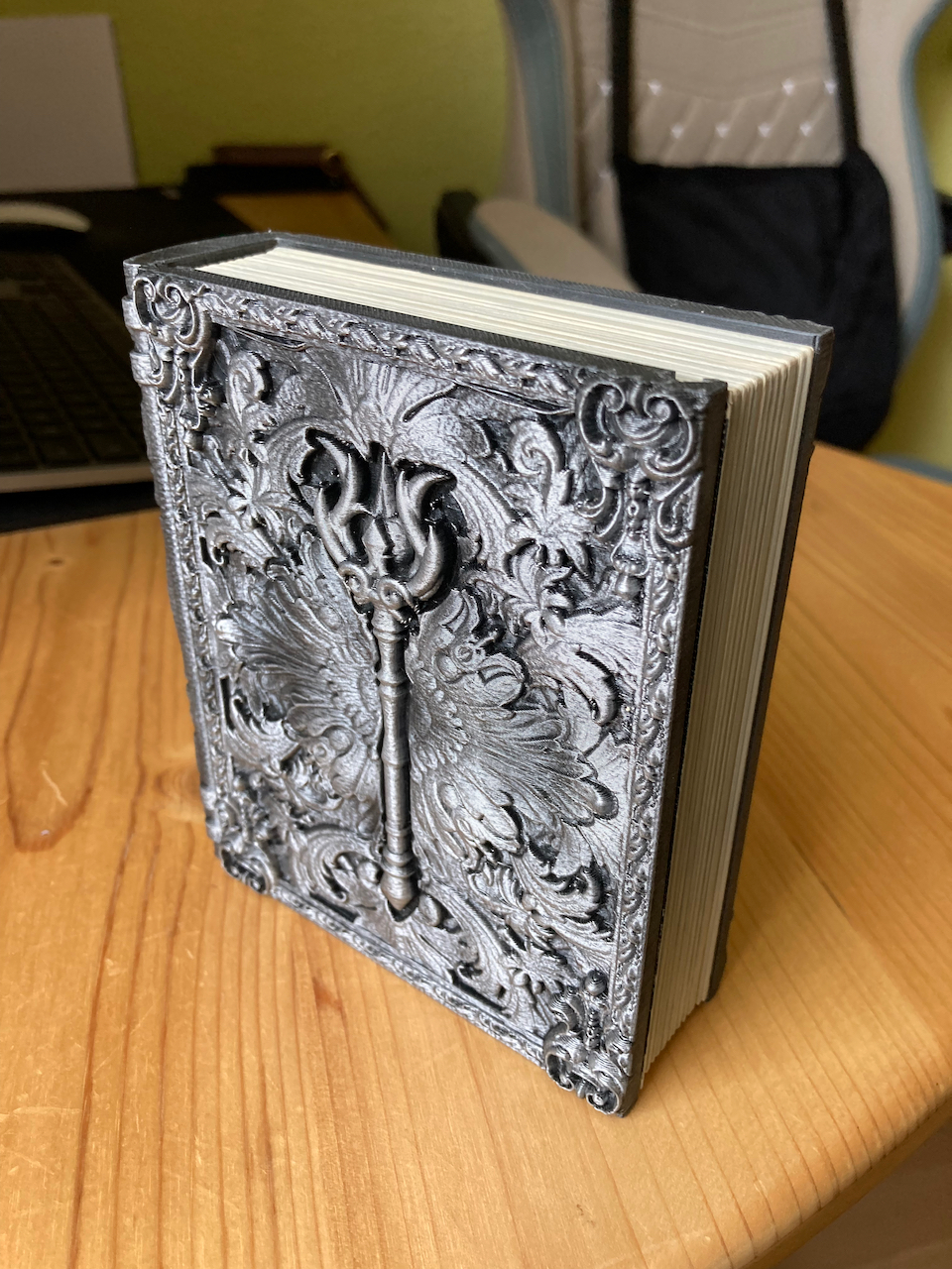 3D Printable Sorcerer Tome by FatesEnd