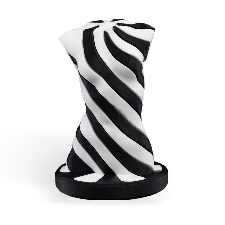 3D Printable Dizzy Lady by Stlflix