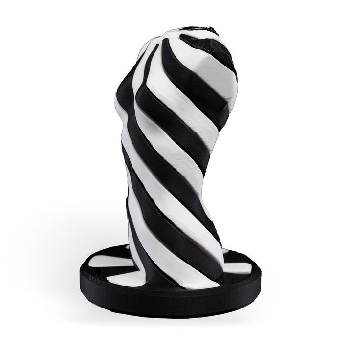 3D Printable Dizzy Lady by Stlflix