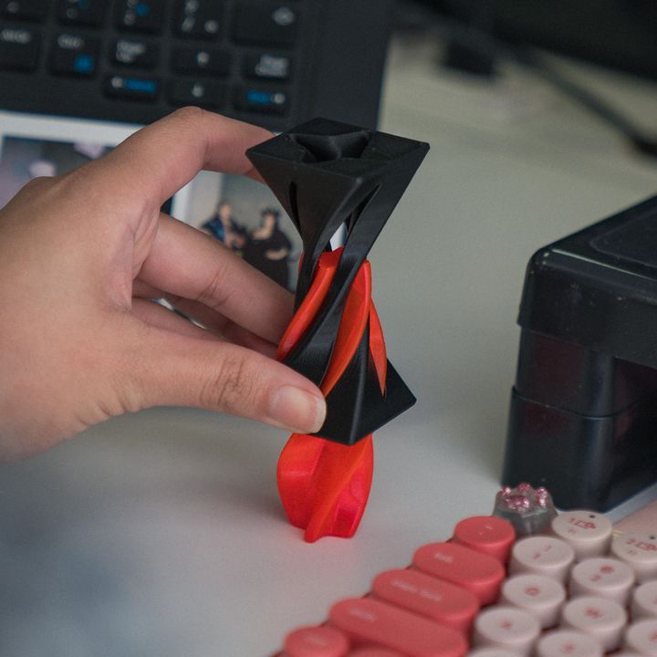 3D Printable Helix Fidget by Stlflix