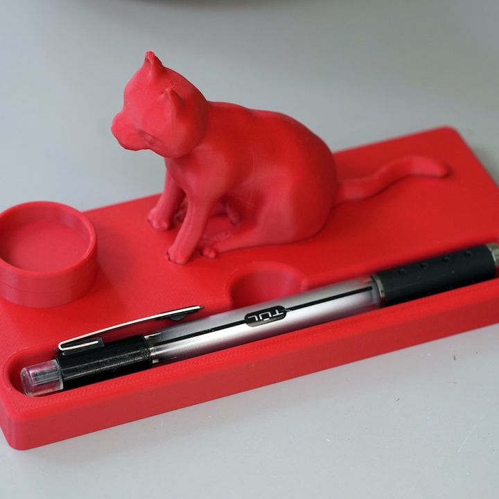 3D Printable Cat pen holder by Philippe Barreaud