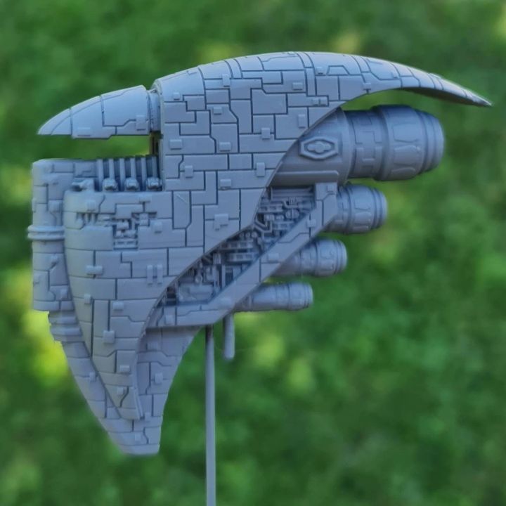 3D Printable CIS Wavecrest Frigate by Slightly Used SpaceShips Yard ...