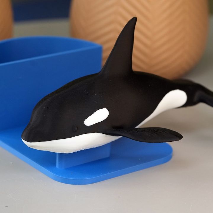 3D Printable Orca pen holder by Philippe Barreaud