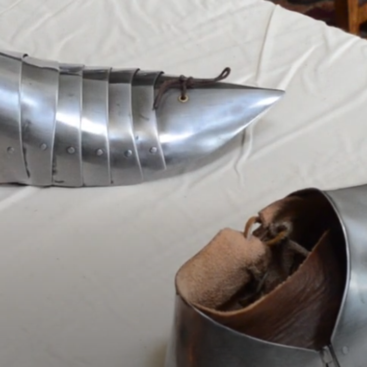 3D Printable Sabatons (Foot armor) by Brian