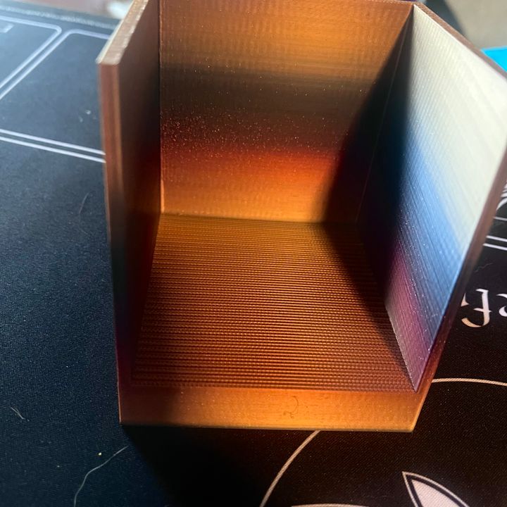 3D Printable MTG Library/Deck Holder by emily