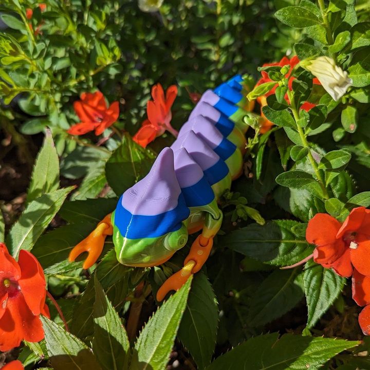 3D Printable ARTICULATED CHAMELEON by MELS 3D LABS