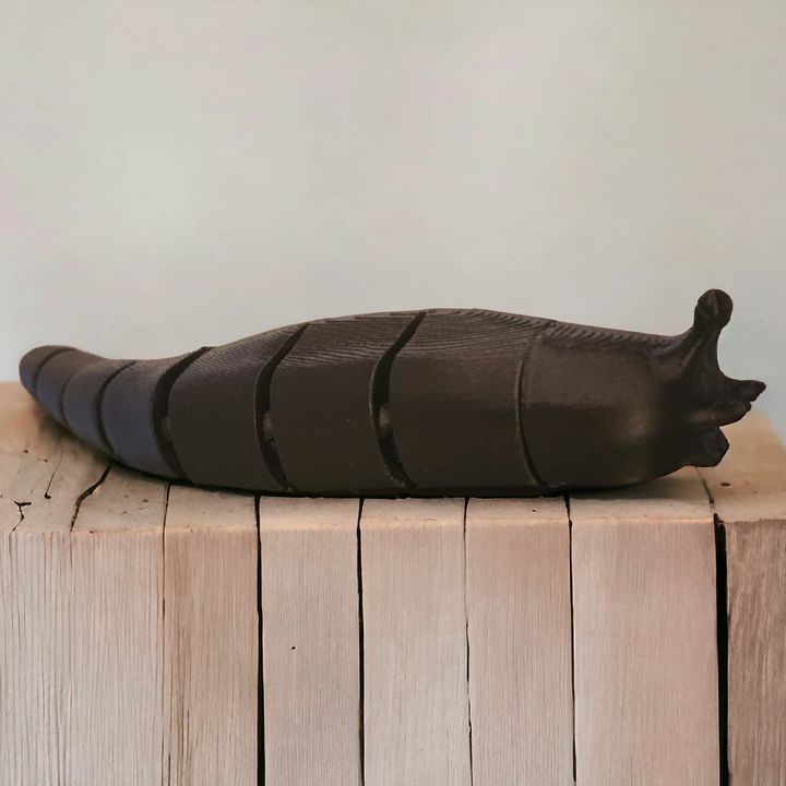 3D Printable ARTICULATED SLUG by MELS 3D LABS