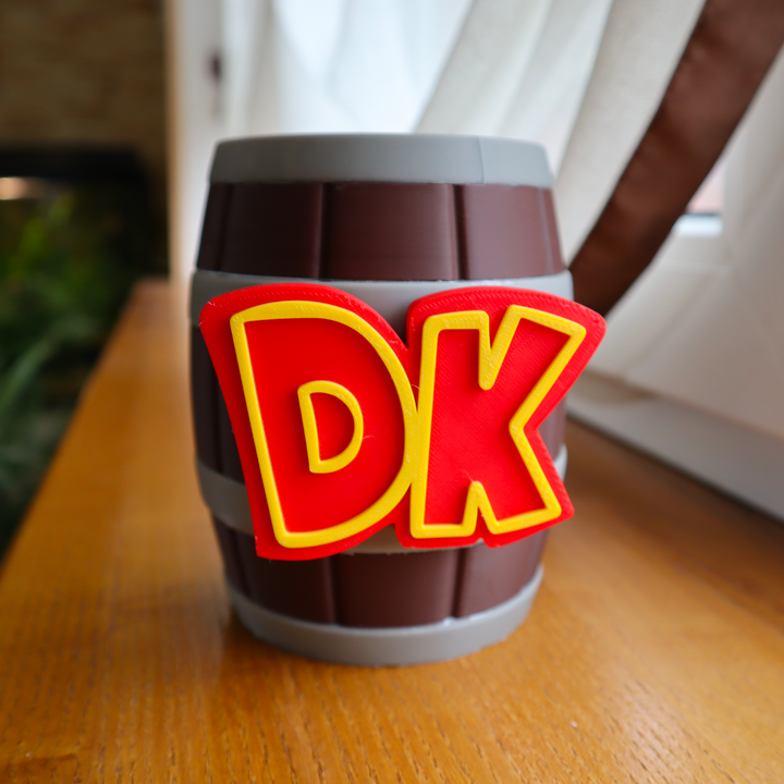 3D Printable donkey kong barrel by Myron