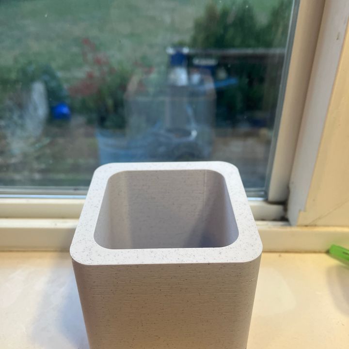 3D Printable Planter/Box Rounded Corners by emily