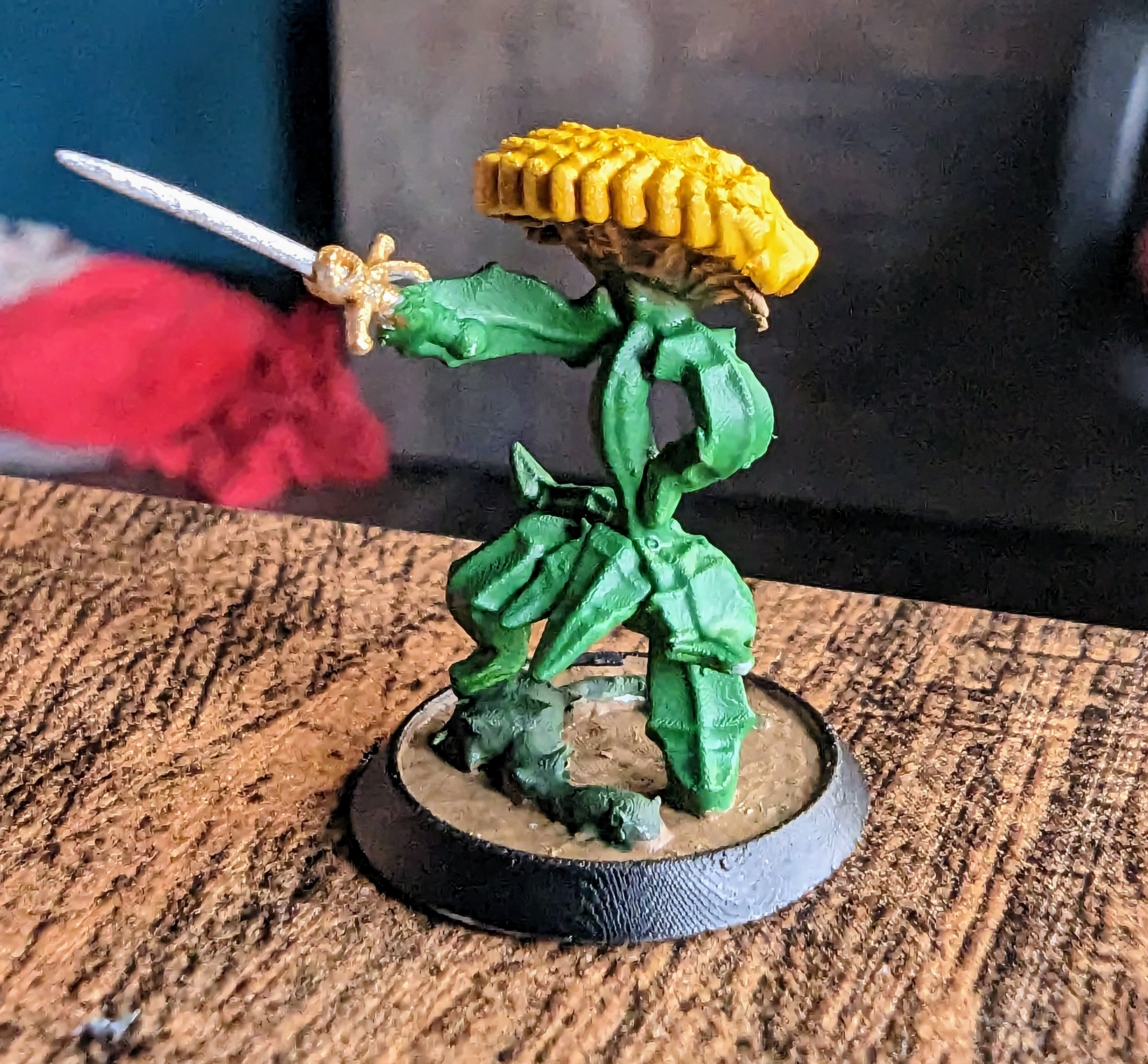 3D Printable Amidor and Pollenella by Flenzil Miniatures