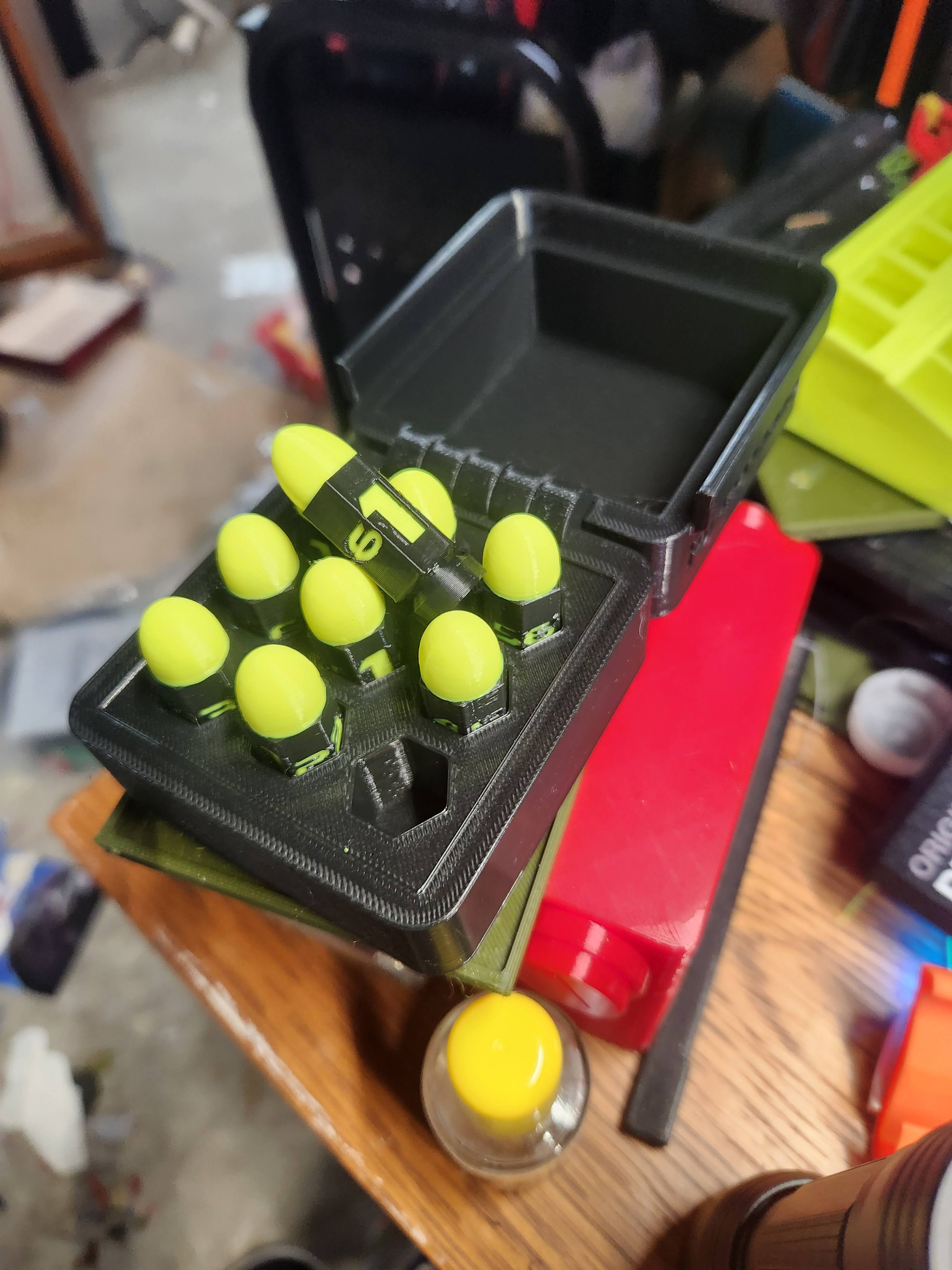 3D Printable D6 Ammunition Dice (x9 + Storage Box) by Eskice Miniature ...