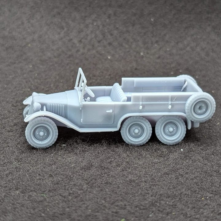 3D Printable Tatra Koprivnice T-72 (6-wheeled) (Czech, WW2) by Wargame3d