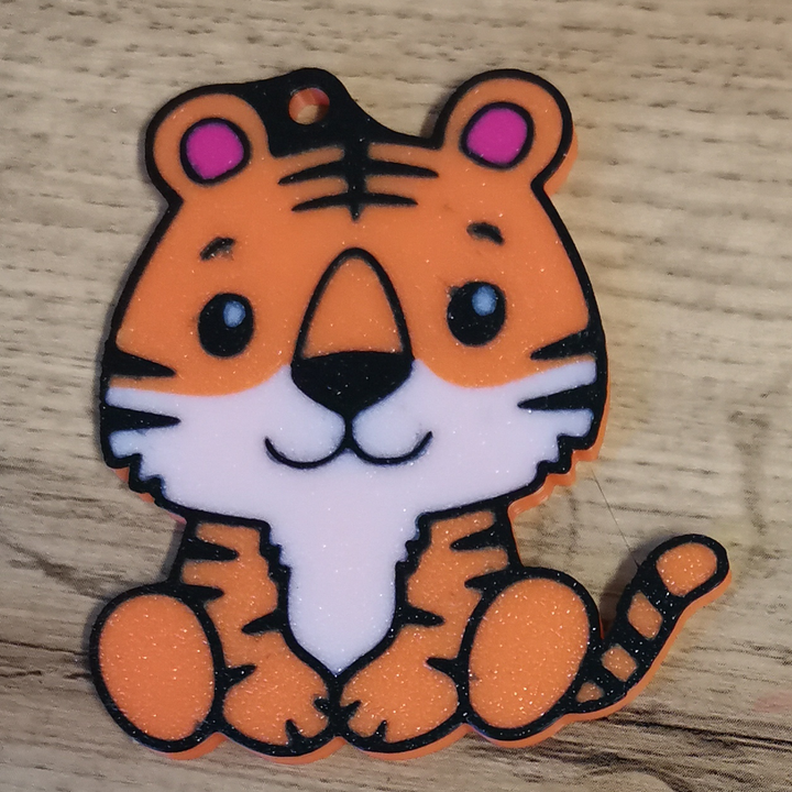 3D Printable Multicolor tiger keychain by BT3D&DeusCat