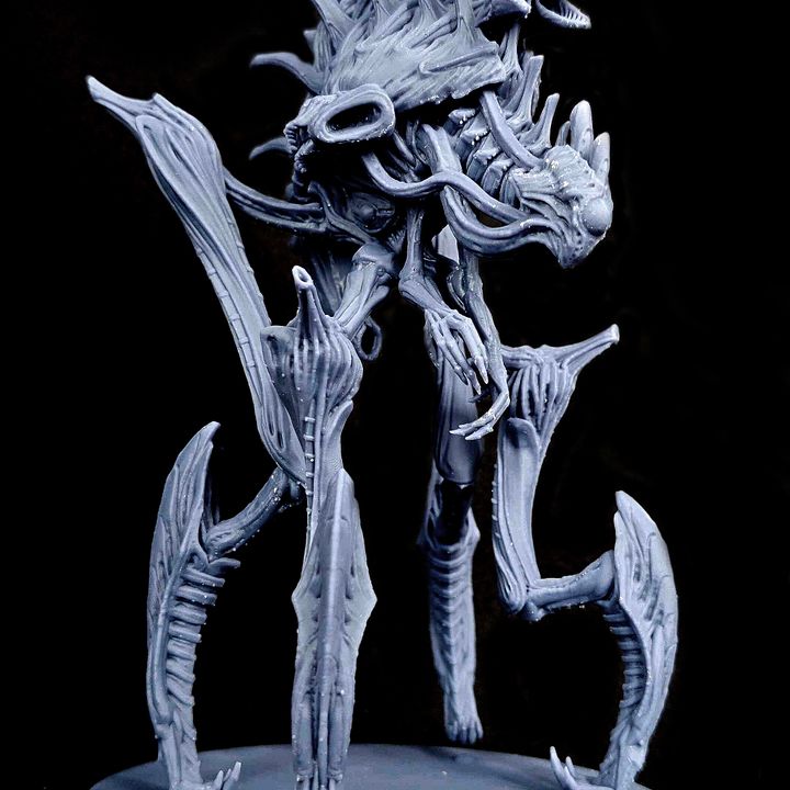3D Printable Death Colossus (Pose 1 of 2) by Mini Monster Mayhem