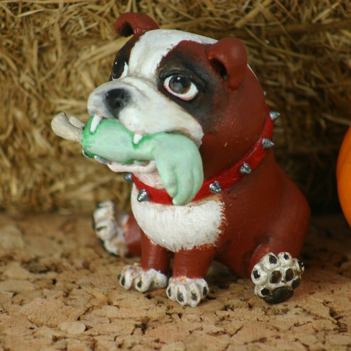 3D Printable Fetch - Cute Halloween Bulldog - FDM friendly by TeethPaws