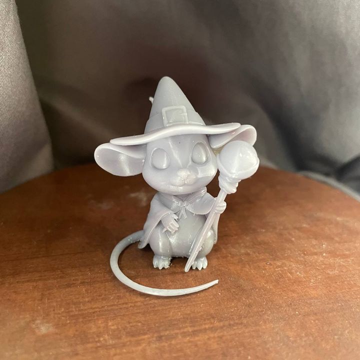 3D Printable Mouse Wizard by Grass Hopper