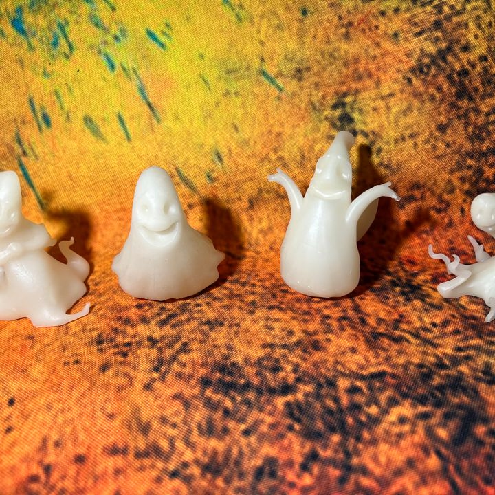 3D Printable Happy Ghosts Set 1 by RLTpress