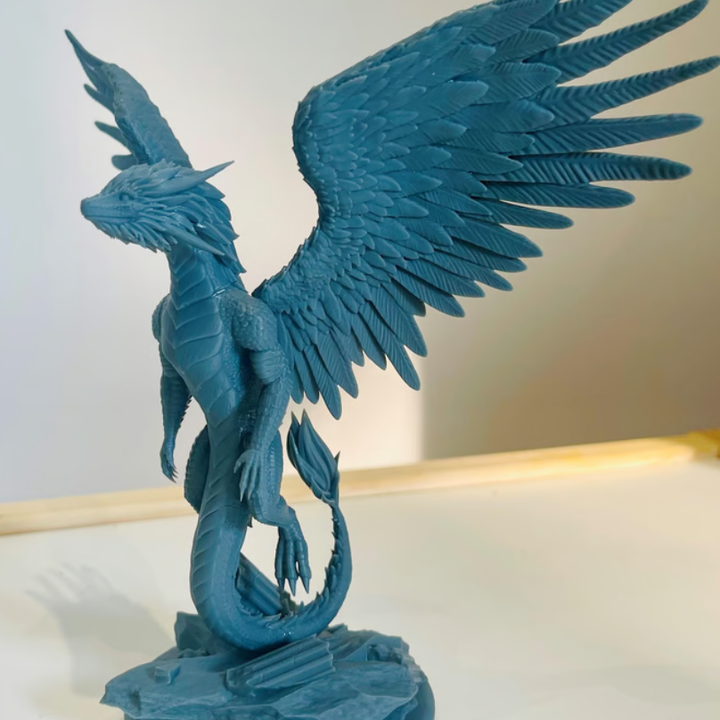 3D Printable Feathered Dragon by Jarek Stecura