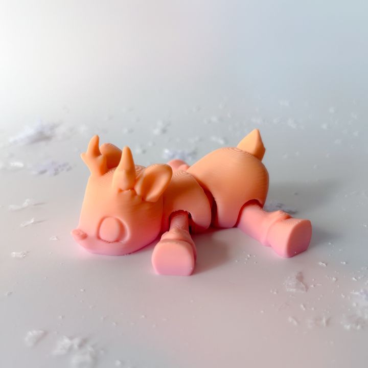 3D Printable Deer Flexi and Sleigh by Layersingreen