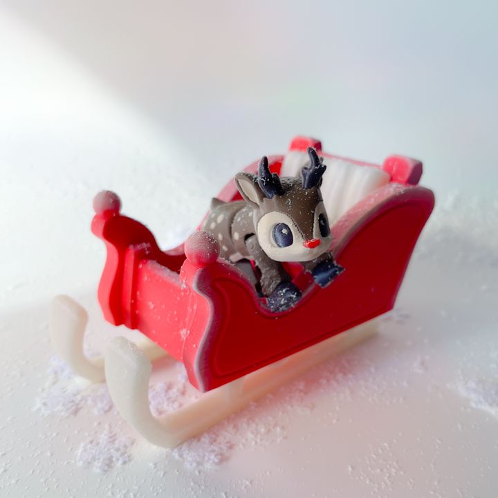 3D Printable Deer Flexi and Sleigh by Layersingreen