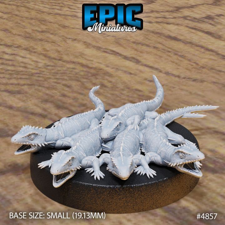 3D Printable Lizard Swarm Small / Reptile Beast / Wild Animal ...