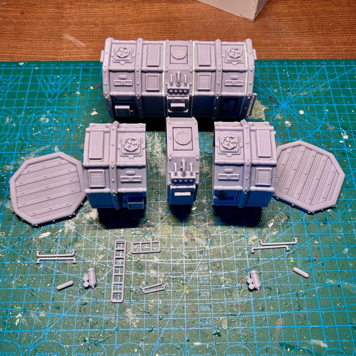 3D Printable Container 2.5 x 2.5 x 5 by Hsprods Miniatures