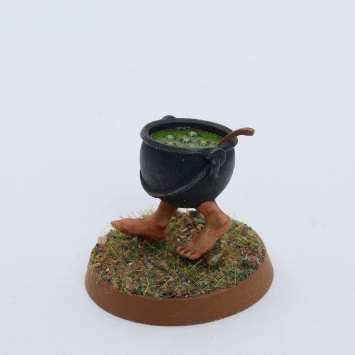 3D Printable Walking Cauldron by Wilson Hoang