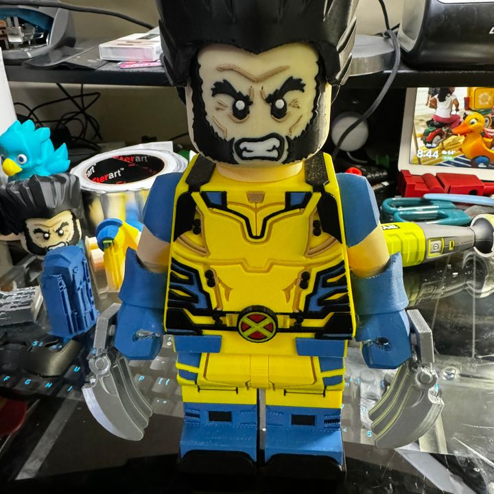 3D Printable Feral Hero Brick by Walter's World 3D