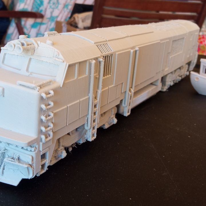 3D Printable GE P30CH Diesel Train Locomotive by Manos Liolios