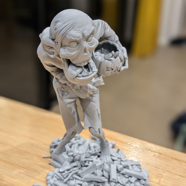 3D Printable ZOMBIE free model by Printomato