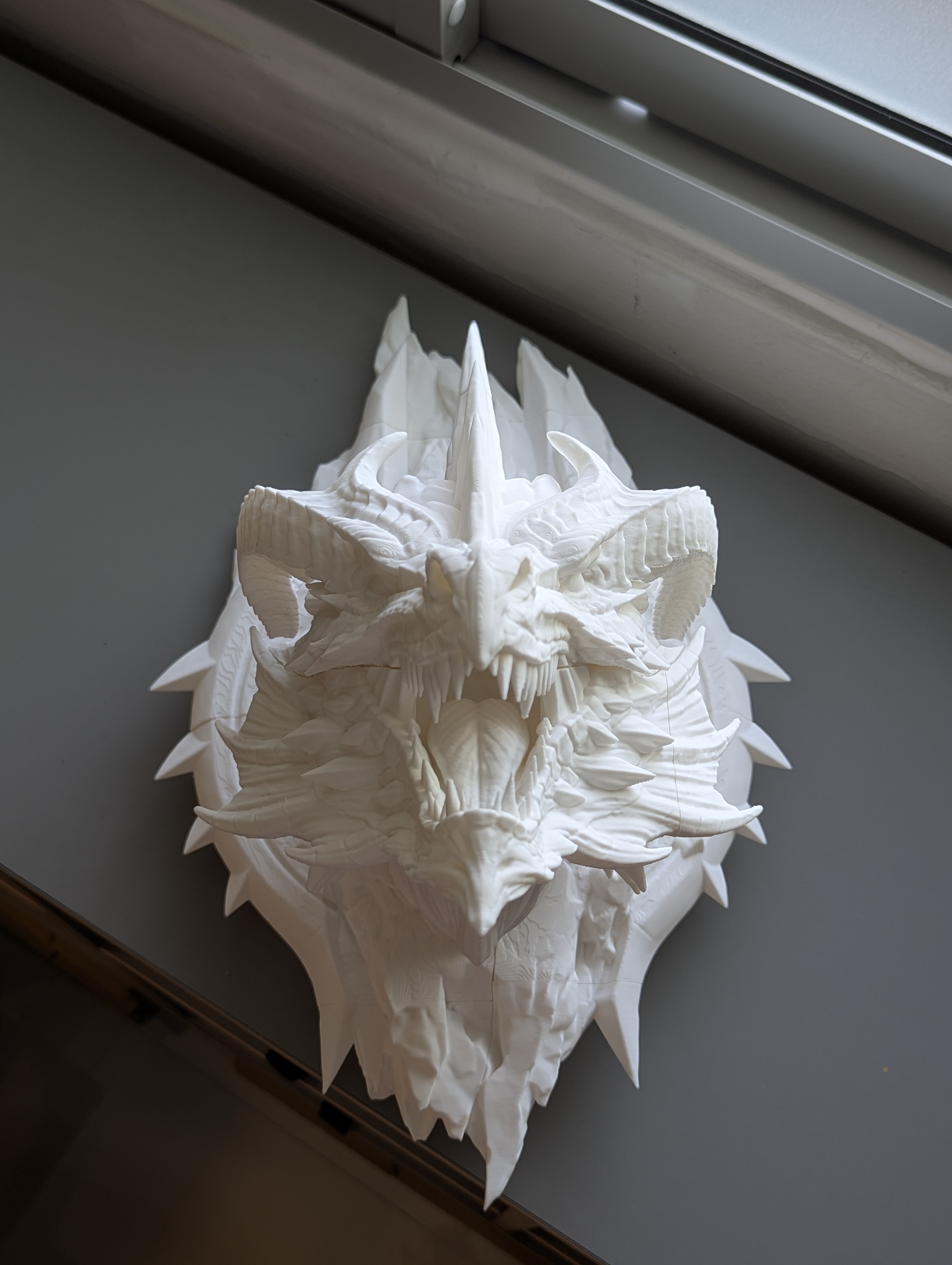 3D Printable Red Dragon (Mounted Head 1 of 5 prismatic dragons) by Mini ...