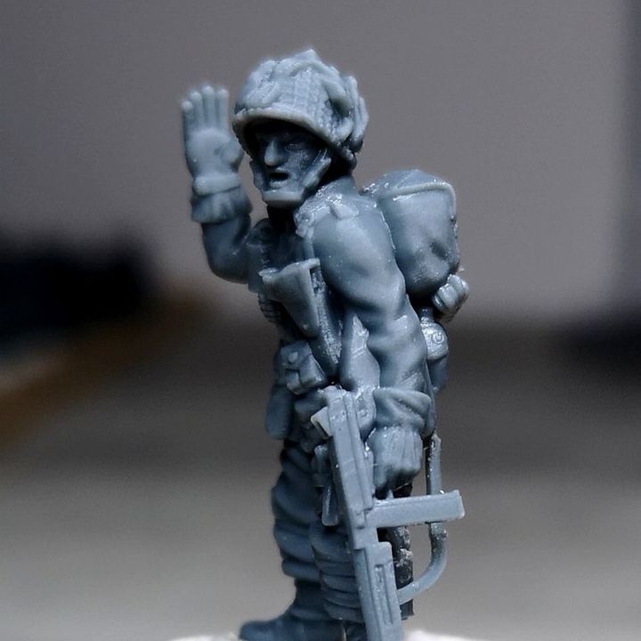 3D Printable WW2 28mm US PARATROOPER OFFICER/NCO ADVANCE SIGN (MODUL ...