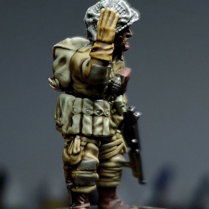 3D Printable WW2 28mm US PARATROOPER OFFICER/NCO ADVANCE SIGN (MODUL ...